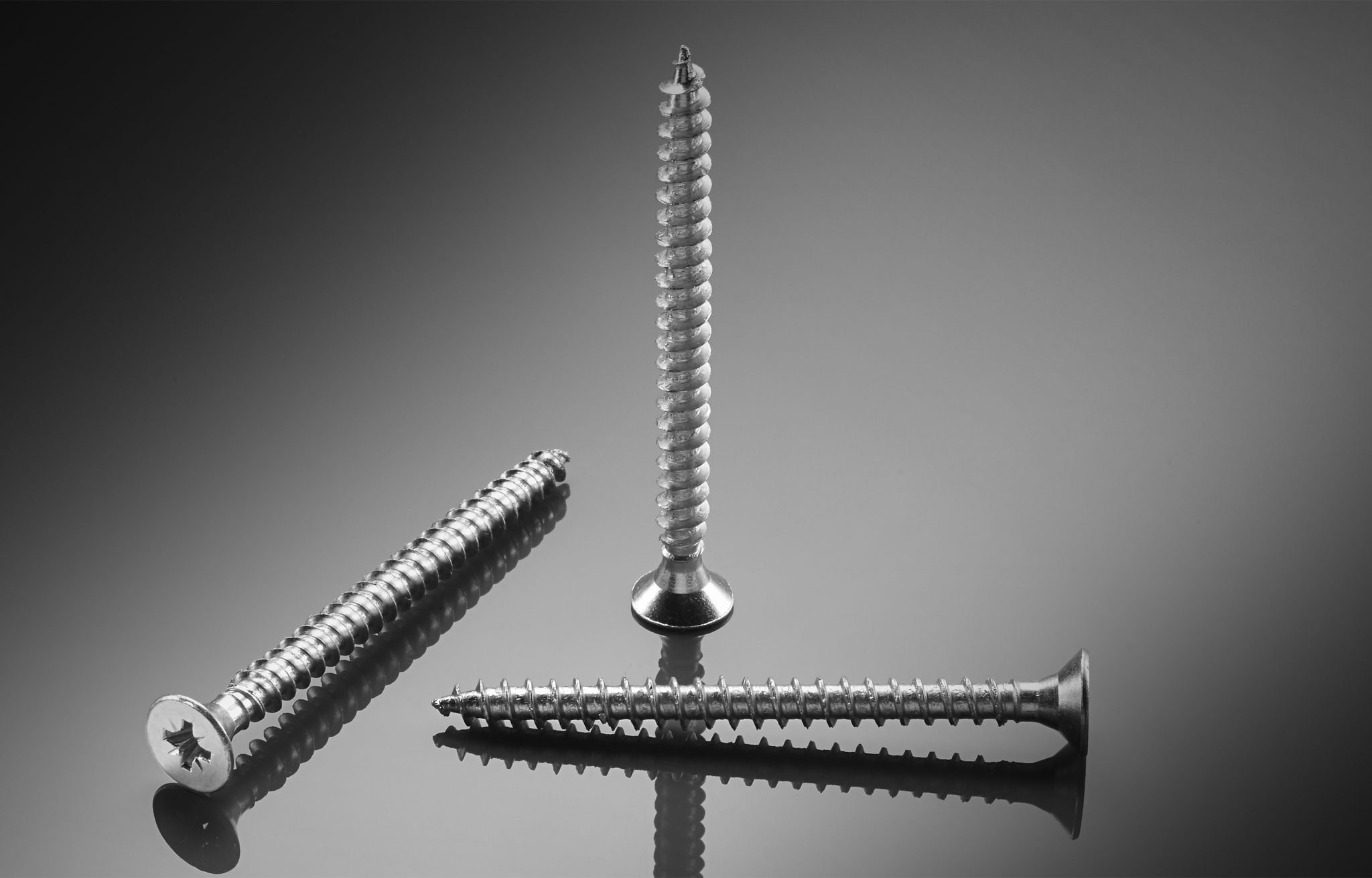 Chipboard screws and furniture items | KILTON